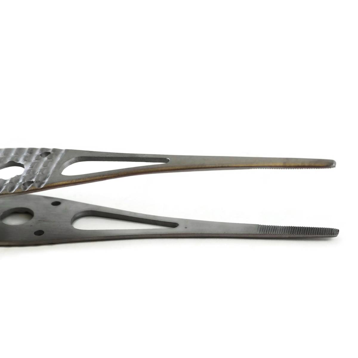 248833 - Ergonomic Forceps, Serrated, 3mm Tip, 7 Inches Long